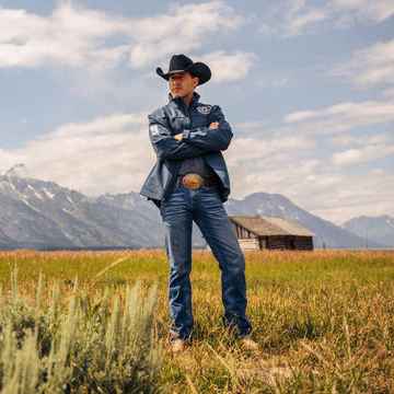 Aaron Watson Tickets 2026 | From $33 & Tour Dates