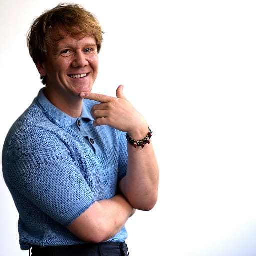 Josh Thomas Tickets | Tour 2024/2025